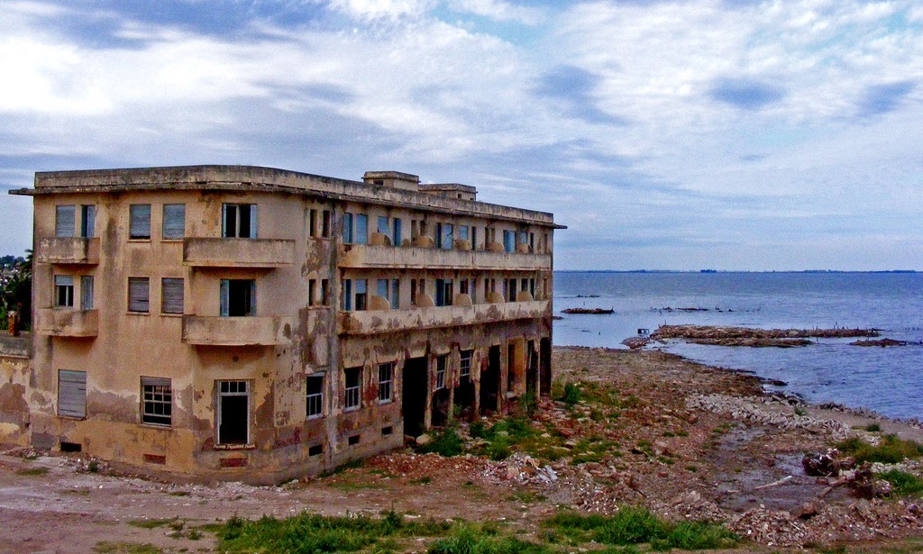 [Historias] Miramar, el “pueblo fantasma” que emergió después de 45 ...